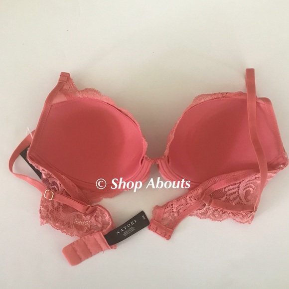 Natori | Intimates & Sleepwear | Natori Feathers 73023 Contour Plunge ...